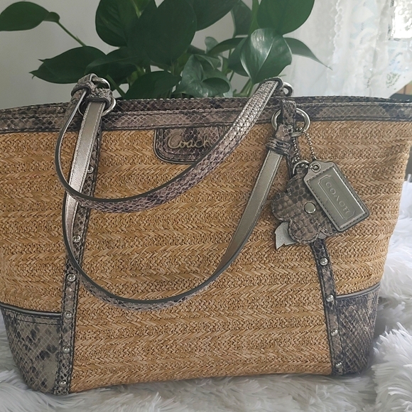 Coach | Bags | Coach Raffia Poppy Flower Tote Euc Final Price Reduction ...